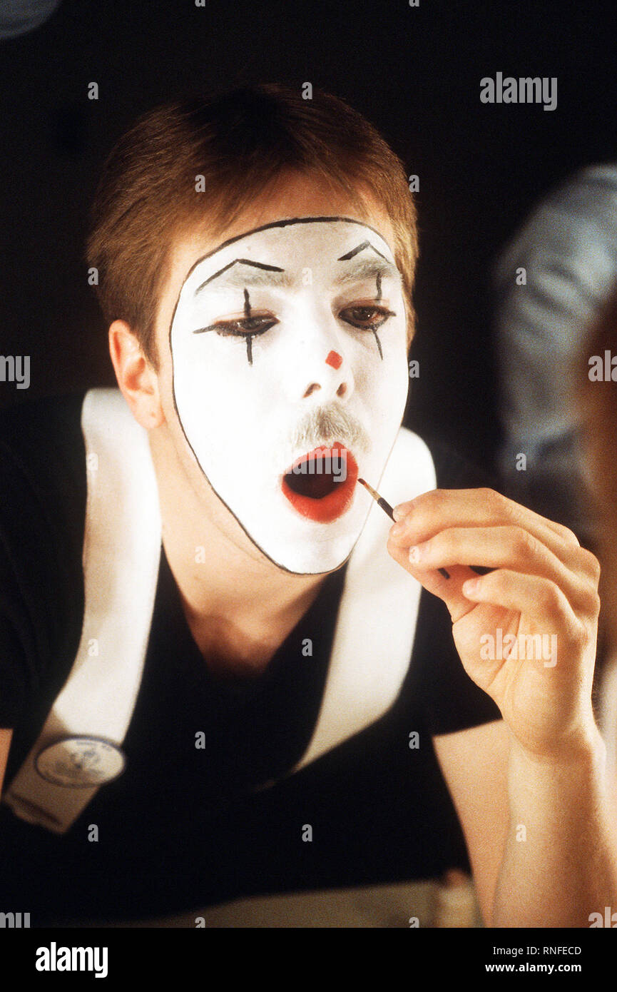 1980 mime performer hi-res stock photography and images - Alamy