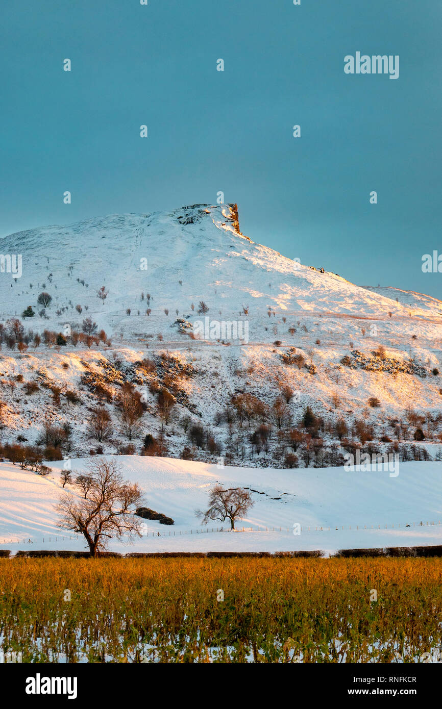 Roseberry Topping in winter snow, North Yorkshire Stock Photo - Alamy