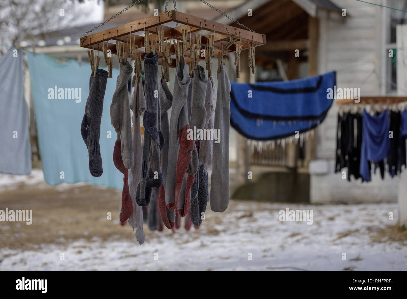 Amish laundry hi-res stock photography and images - Alamy