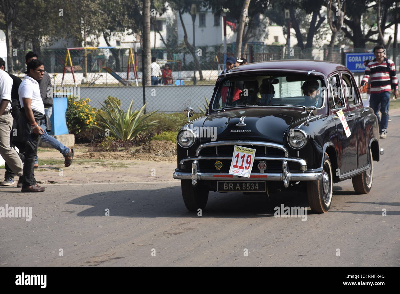 Hindustan ambassador engine hi-res stock photography and images - Alamy