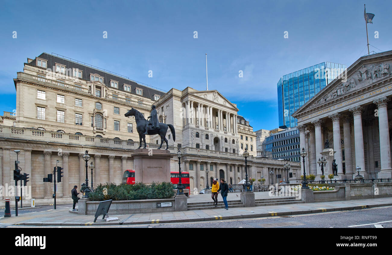 Wellington statue cornhill hi-res stock photography and images - Alamy
