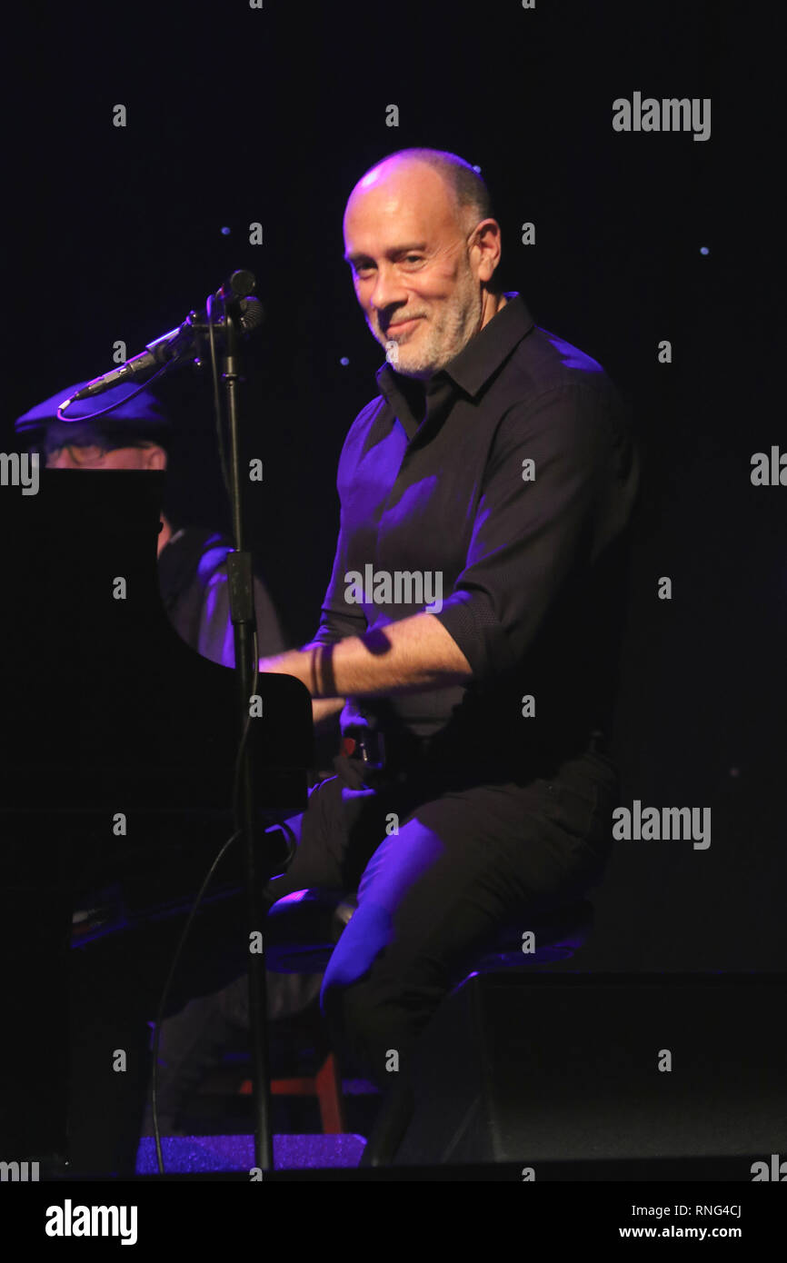 Marc singer hi-res stock photography and images - Alamy