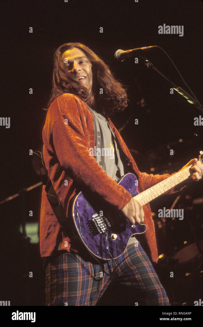 Ed roland hi-res stock photography and images - Alamy