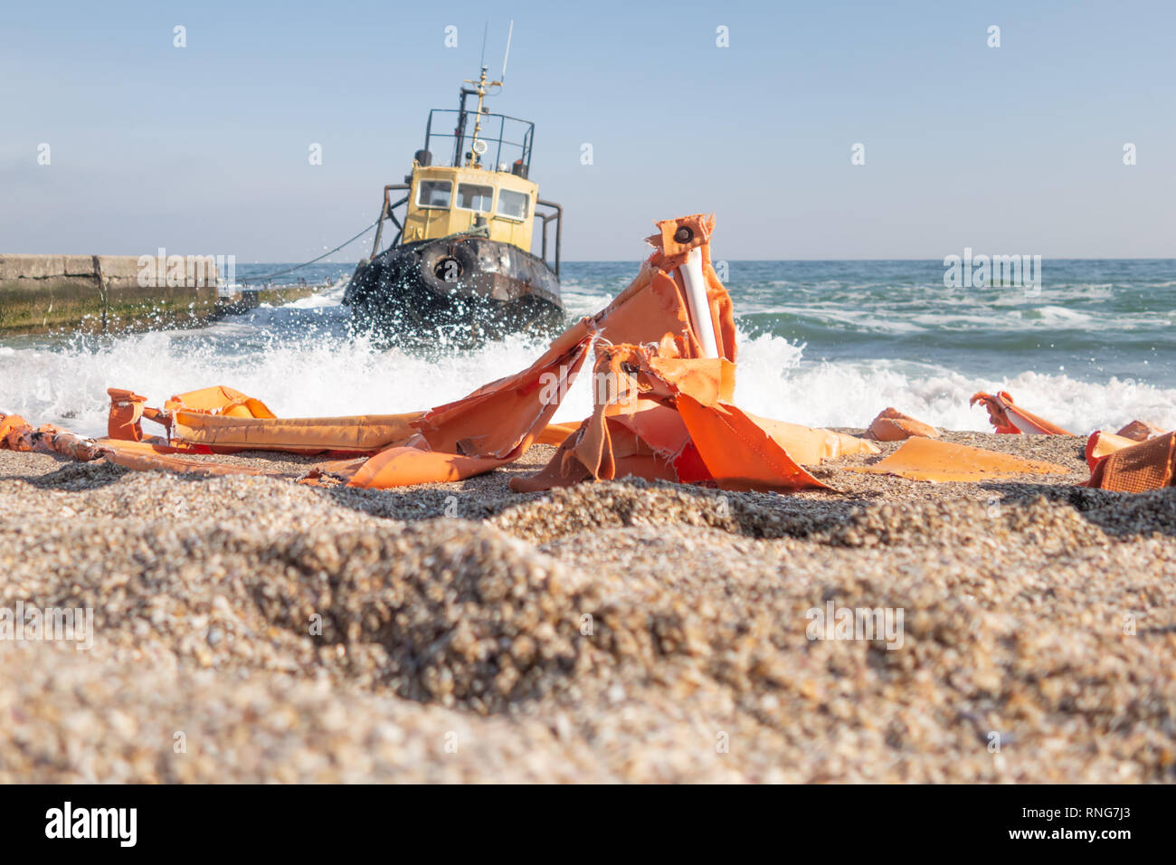 Stranded sea tug hi-res stock photography and images - Alamy