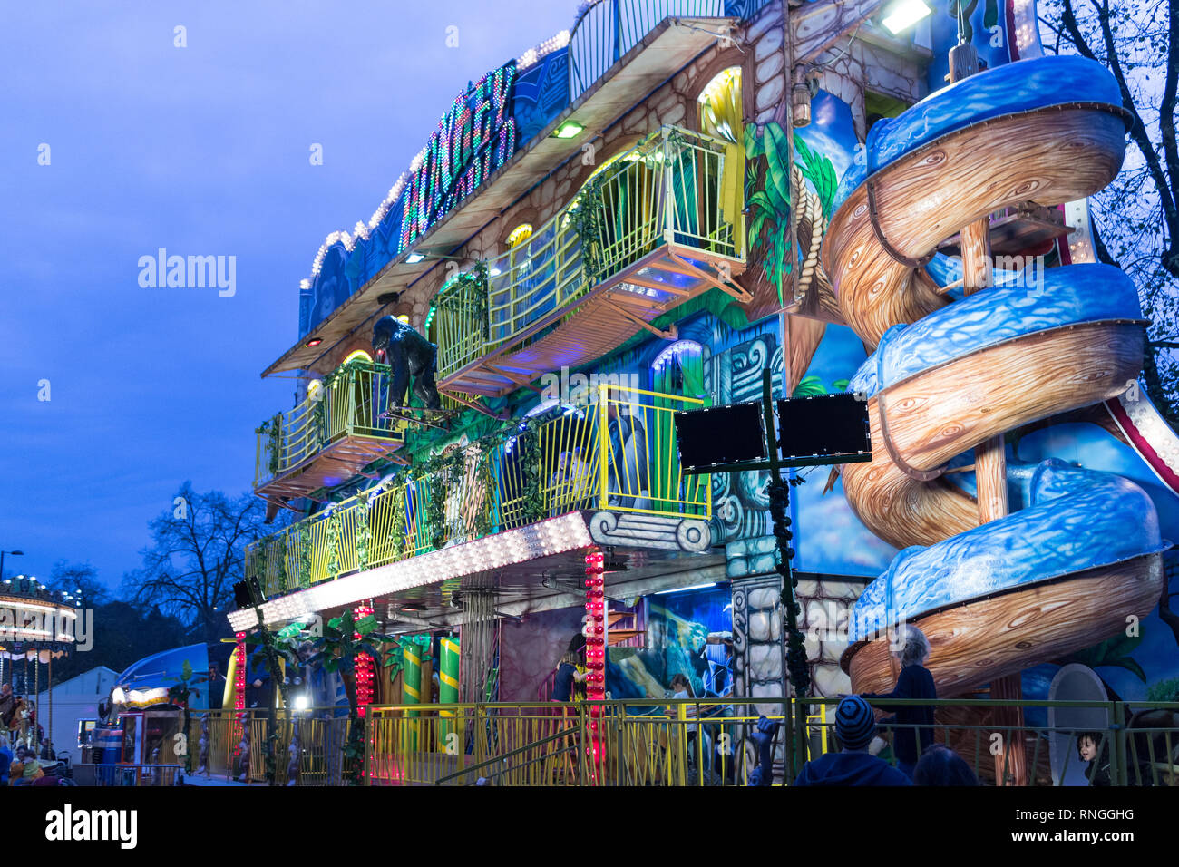 Funfair attraction hi-res stock photography and images - Alamy