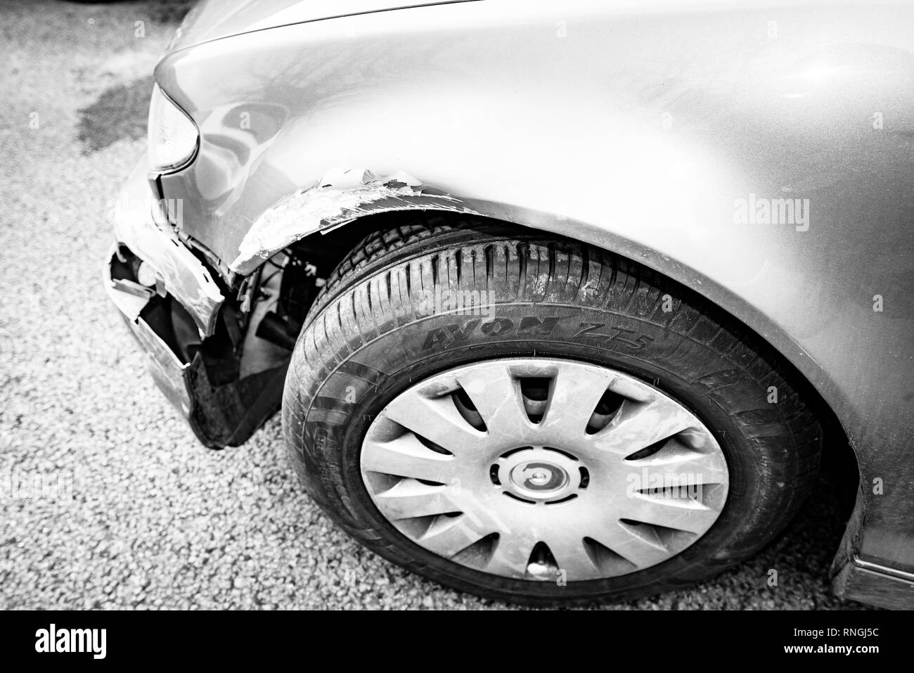 Car Crash and Car Damage. Body work and bumper Stock Photo - Alamy