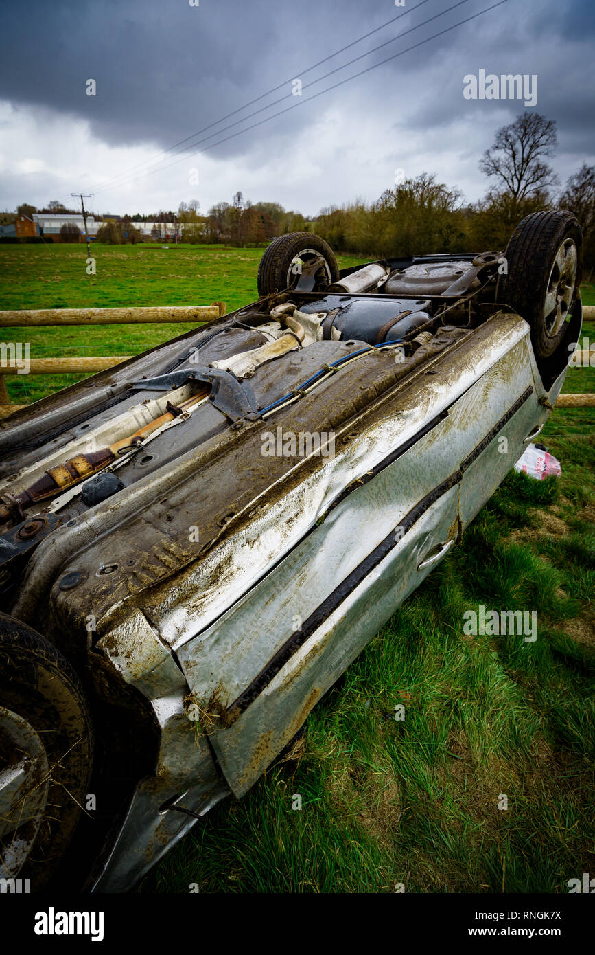 Broken car window after accident hi-res stock photography and images ...