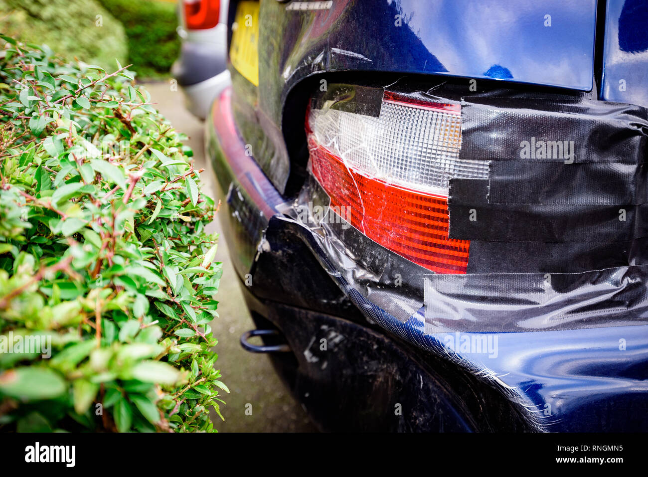 Rear end accident crash damage hi-res stock photography and images - Alamy