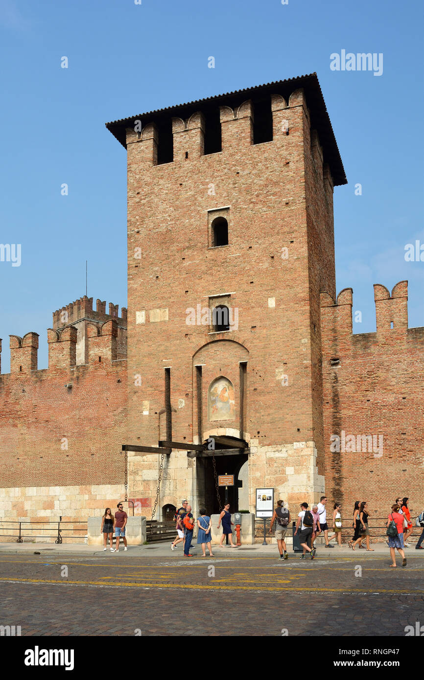 Main entrance to Castelvecchio castle in the historic center of Verona ...