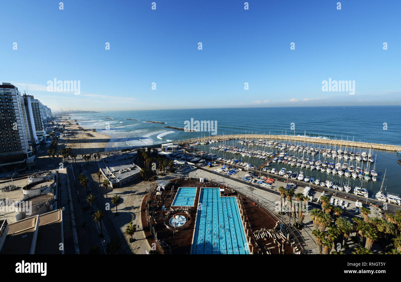 Aerial view of the Gordon pool in Tel-Aviv, Israel Stock Photo - Alamy