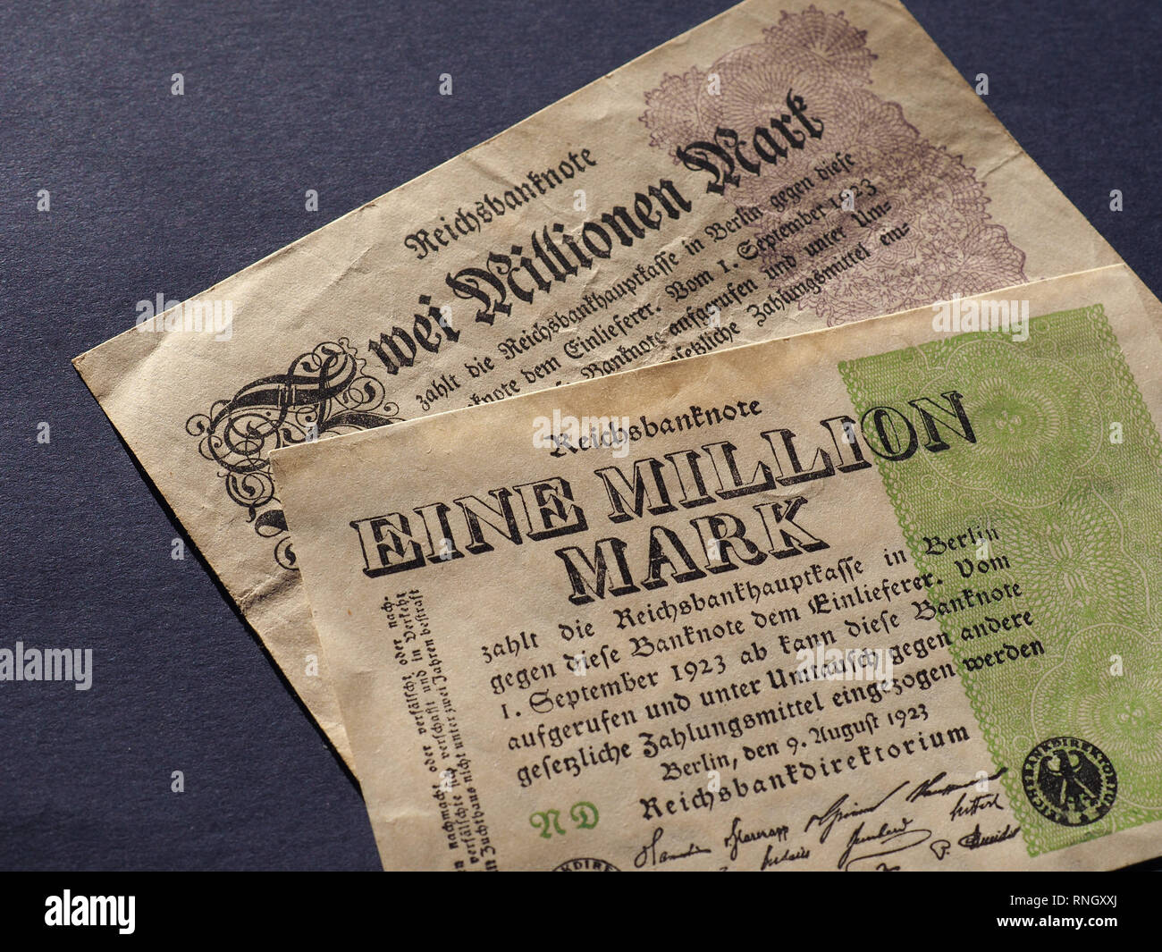 German two zwei mark banknote hi-res stock photography and images - Alamy