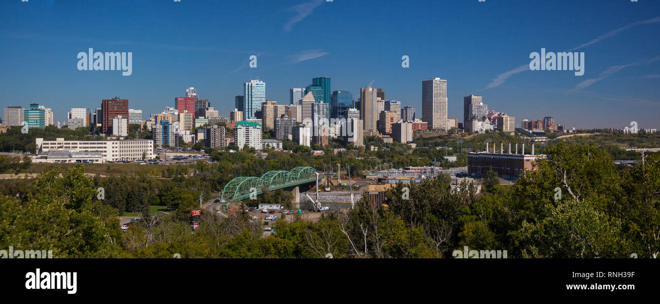 105 street bridge hi-res stock photography and images - Alamy