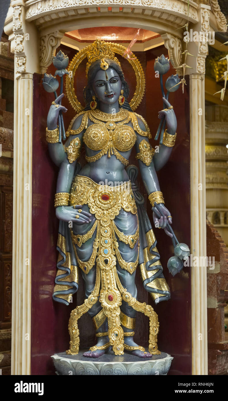 Hindu temple figure hi-res stock photography and images - Alamy