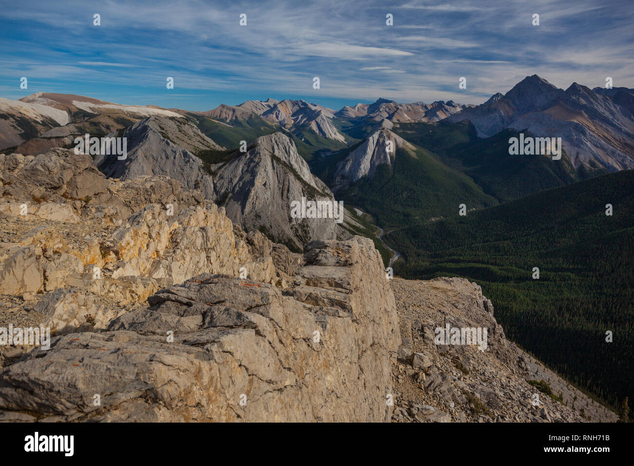 Jasper national skyline trail hi-res stock photography and images - Alamy