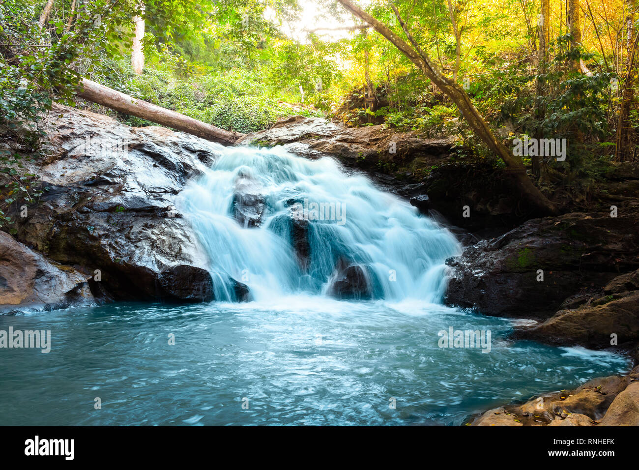 Mae sa waterfall in hi-res stock photography and images - Alamy