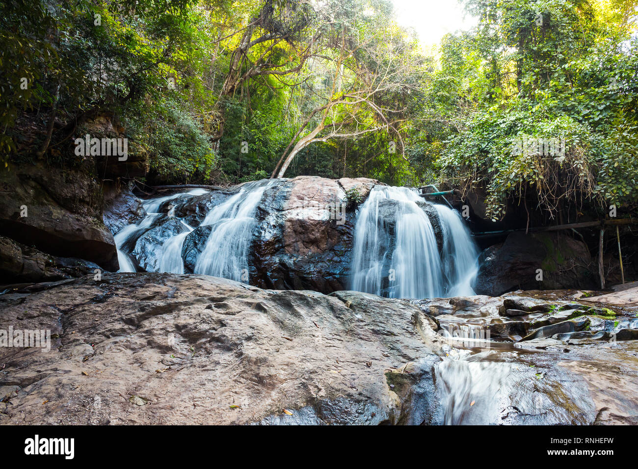 Mae sa waterfall in hi-res stock photography and images - Alamy