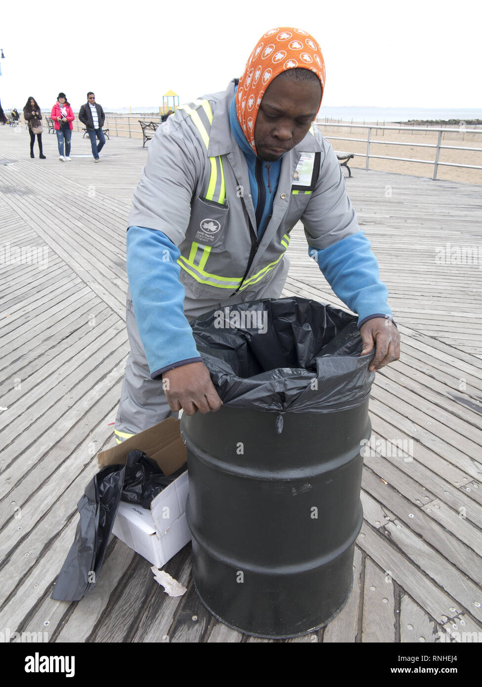 New york garbage collection hi-res stock photography and images - Alamy