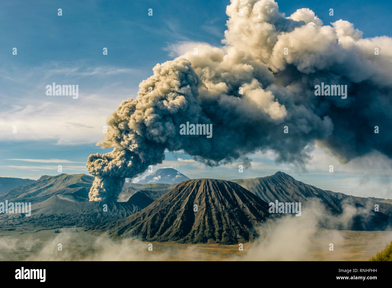 eruption - bromo mountain - indonesia Stock Photo - Alamy