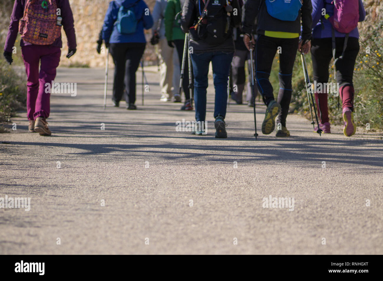 Group people doing hiking hi-res stock photography and images - Alamy