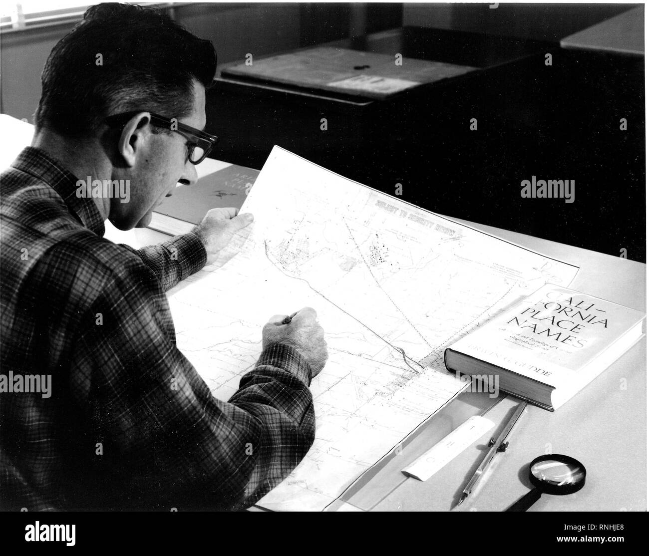 1950s map making hi-res stock photography and images - Alamy