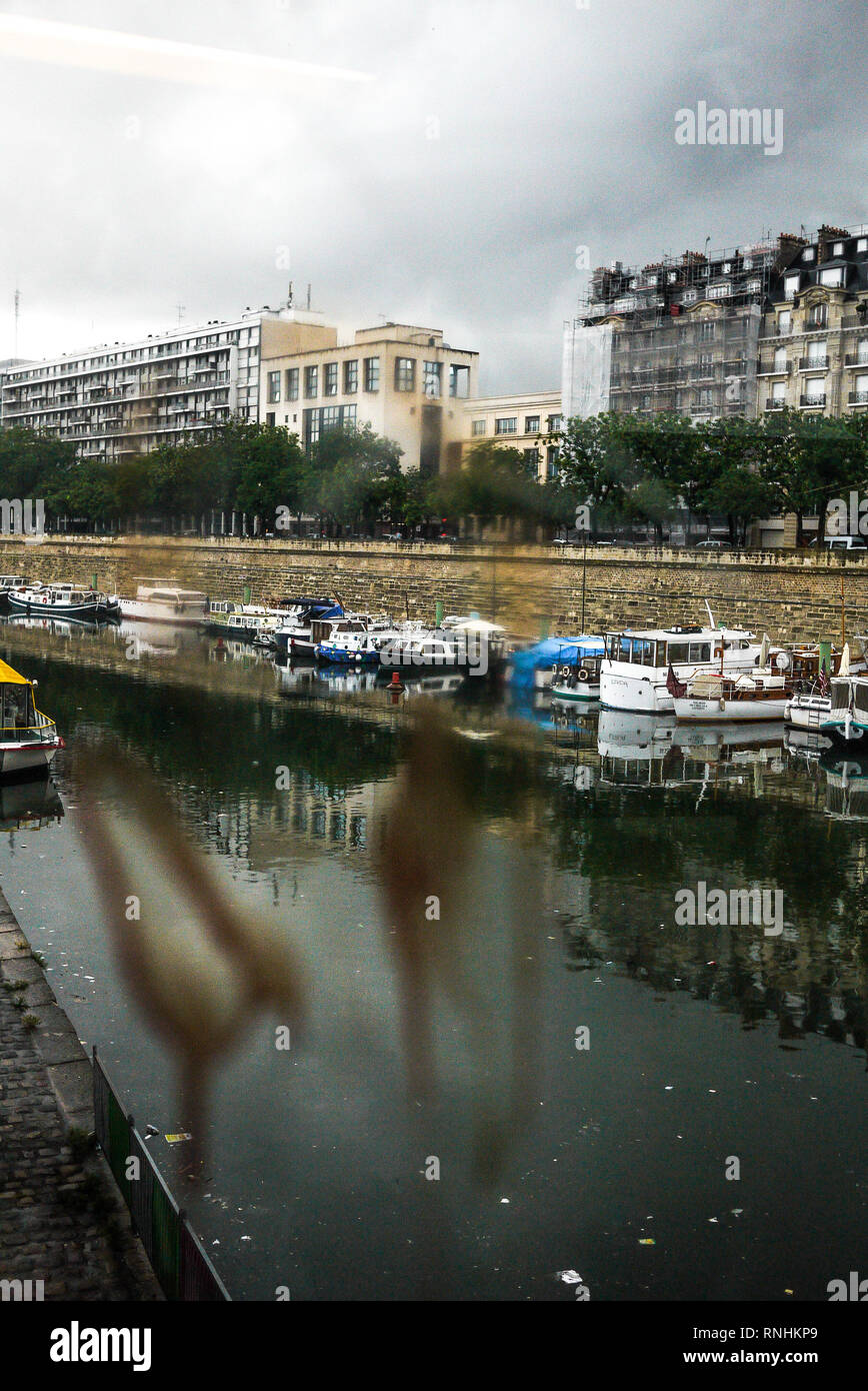 Paris harbor, Paris, France Stock Photo - Alamy