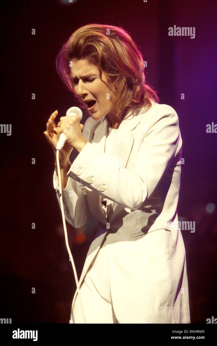 Celine dion hi-res stock photography and images - Alamy