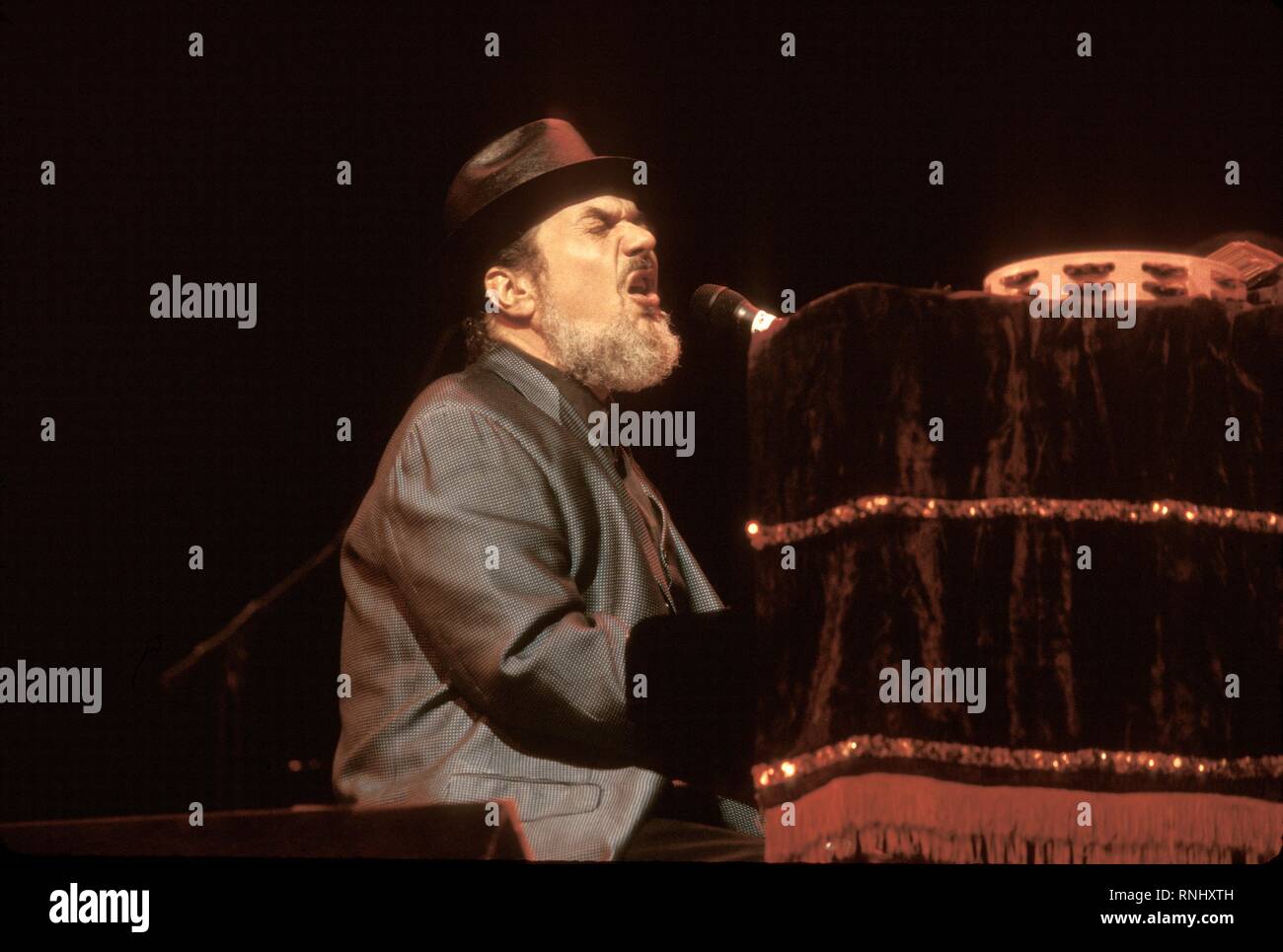Playing piano suit hi-res stock photography and images - Alamy