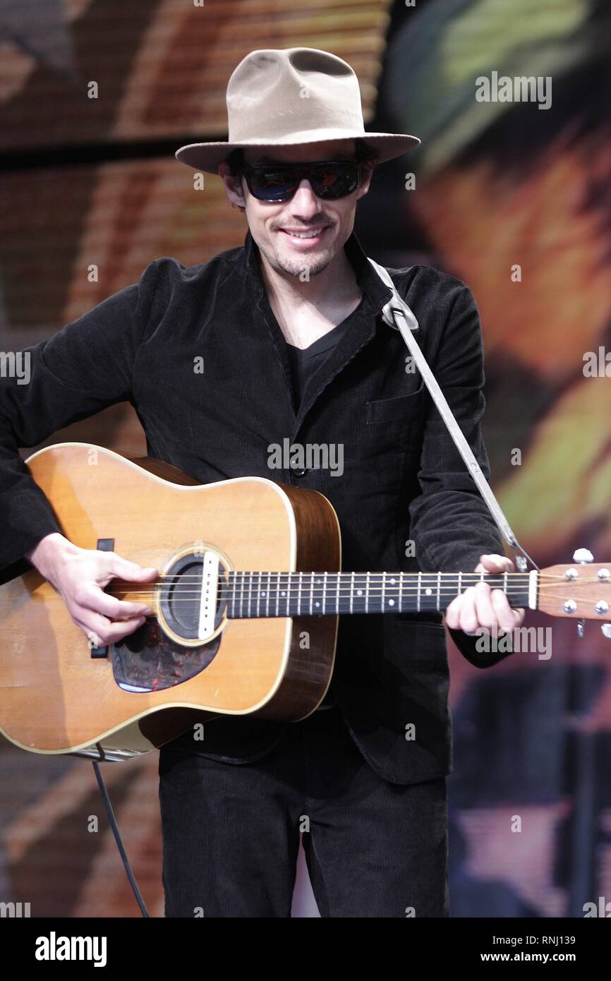 Jakob dylan hi-res stock photography and images - Alamy