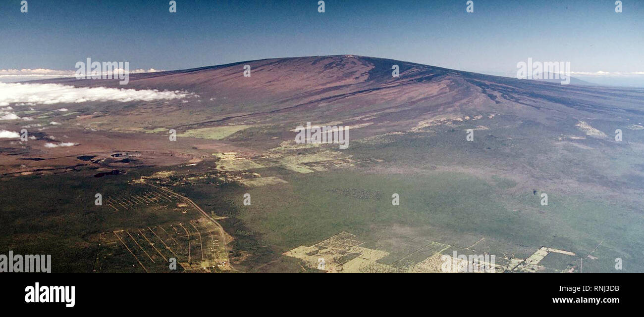 Mauna Loa Aerial High Resolution Stock Photography and Images - Alamy