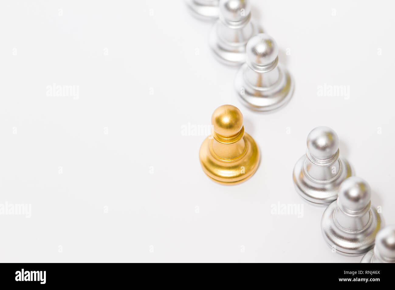 Chess pieces individual hi-res stock photography and images - Alamy