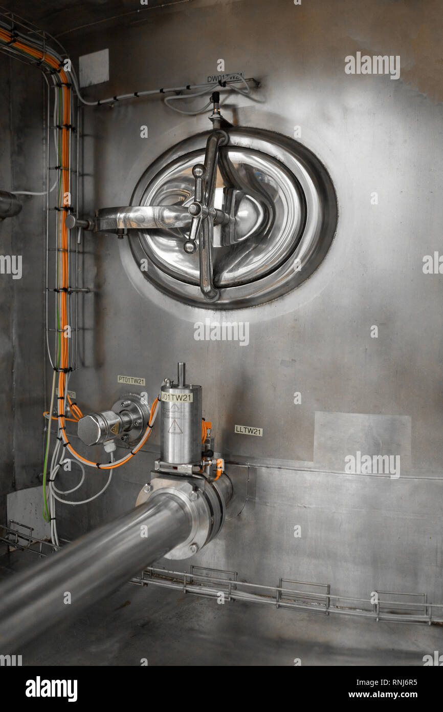 Rotary valve hi-res stock photography and images - Alamy