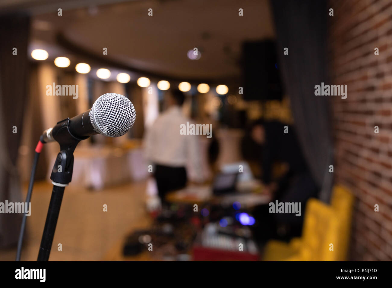 Voice project on stage hi-res stock photography and images - Alamy