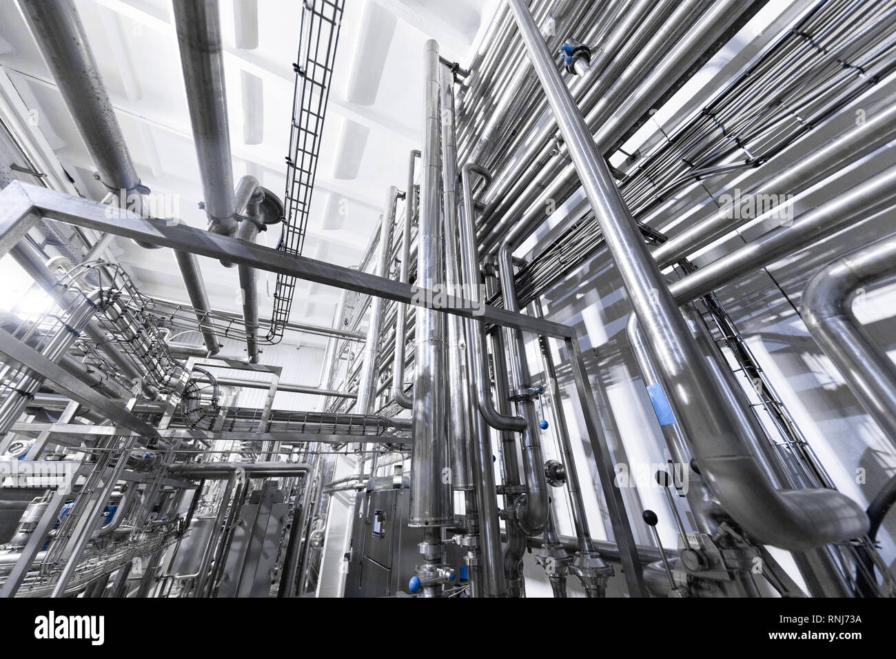 Steel water pipeline, chrome pipes , pipe lines and other equipment ...