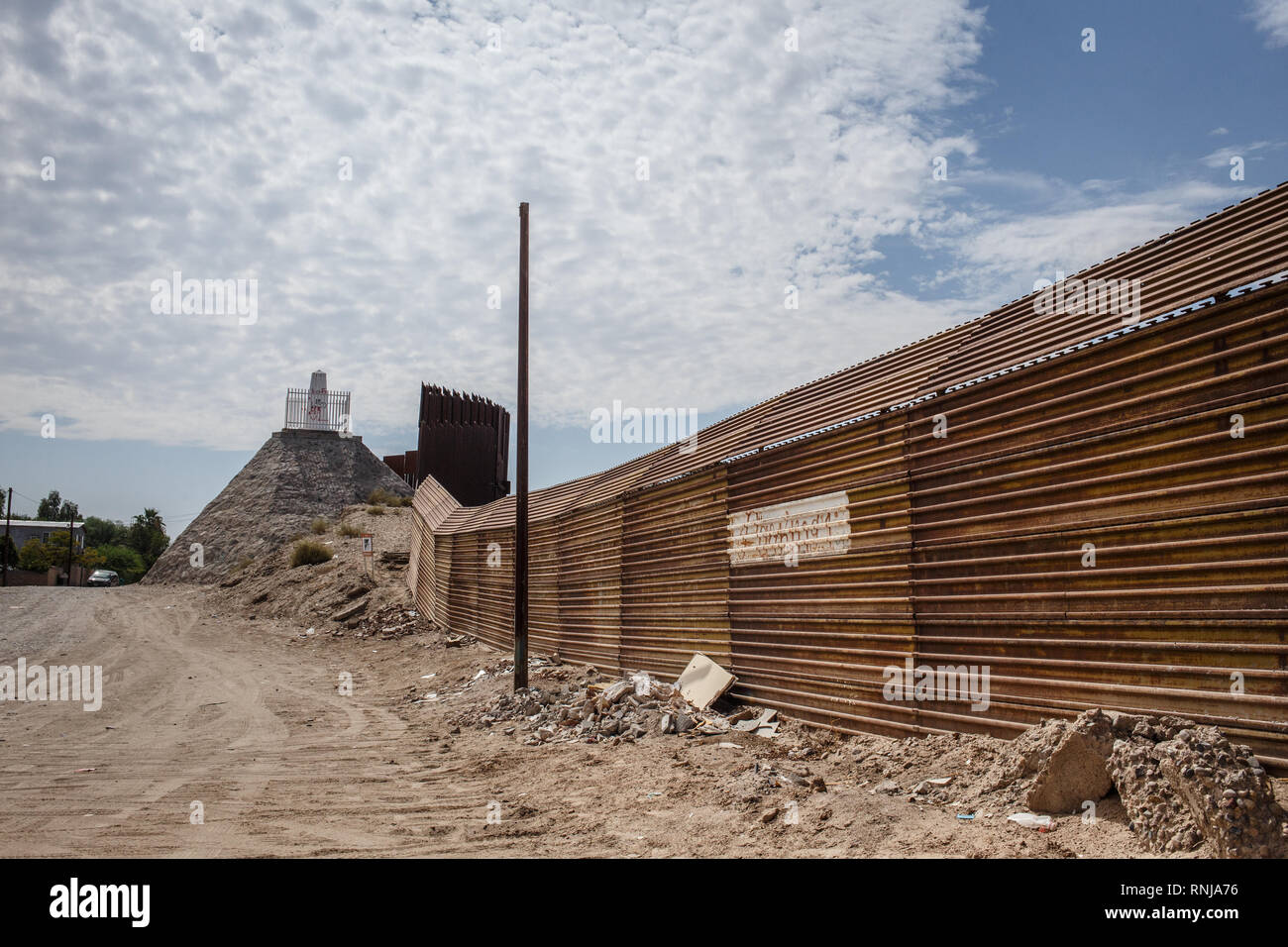 Pacific border crossing hi-res stock photography and images - Alamy