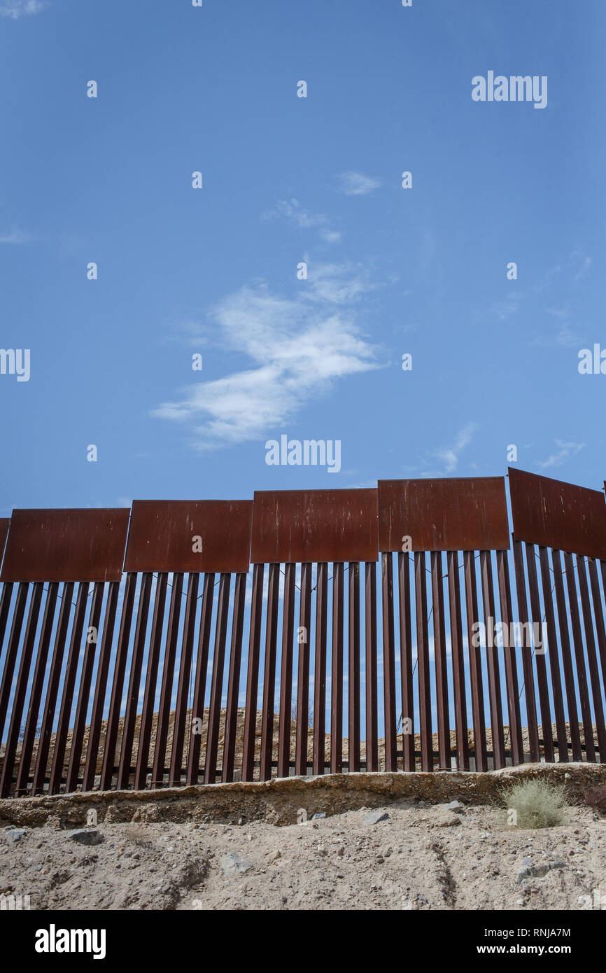 Pacific border crossing hi-res stock photography and images - Alamy