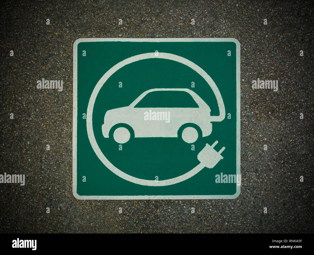 Ev sign hi-res stock photography and images - Alamy