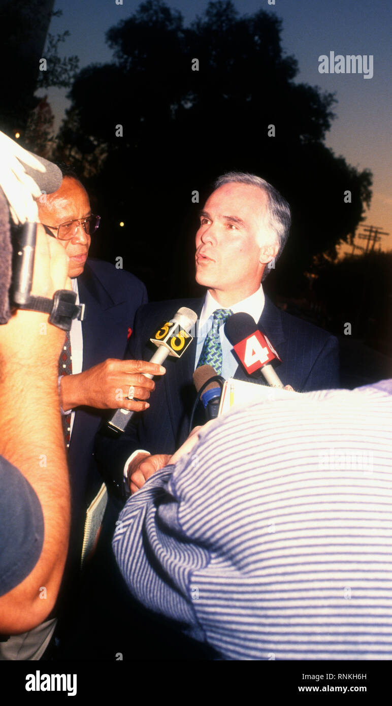 VAN NUYS, CA - JANUARY 10: Los Angeles District Attorney Gil Garcetti ...