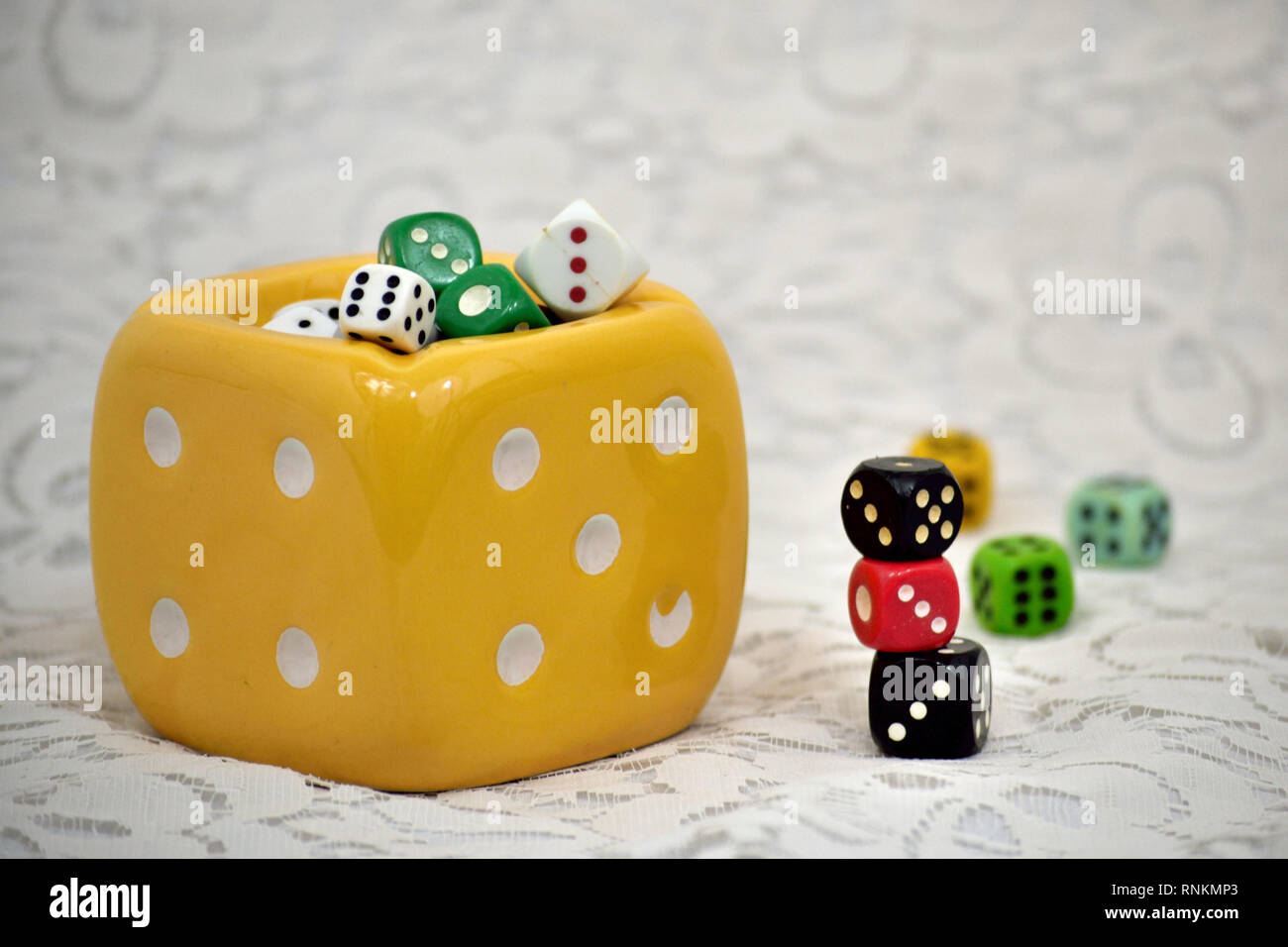 Dice wallpaper hi-res stock photography and images - Alamy