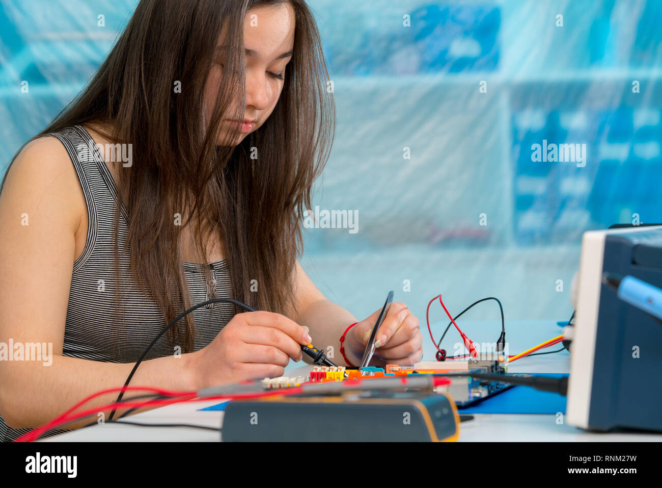 schoolgirl in electronics class Stock Photo - Alamy