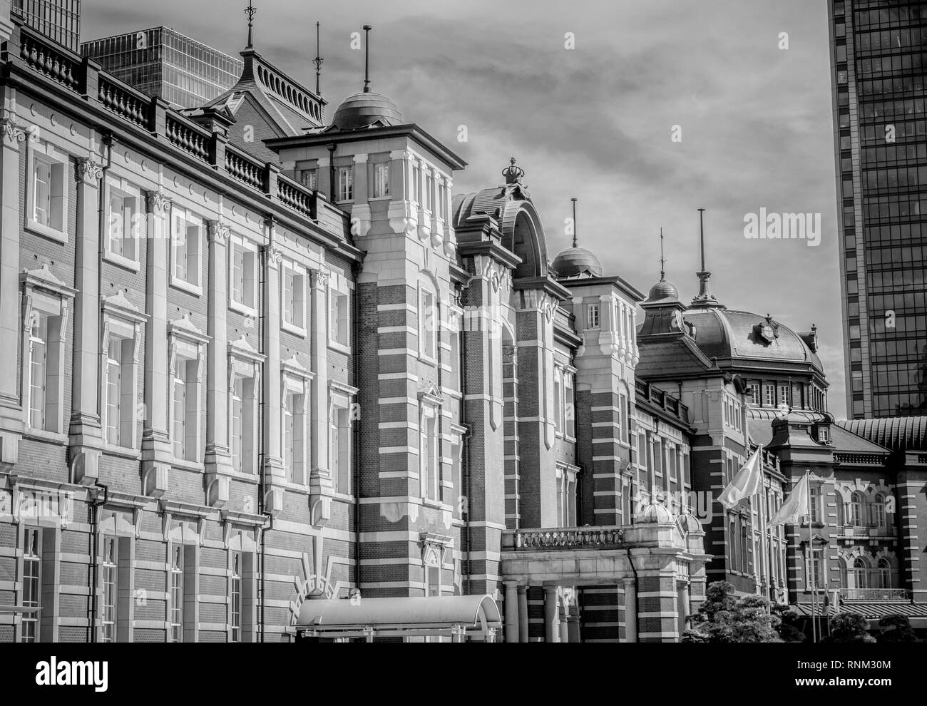 Tokyo station - the central railway station in the city Stock Photo - Alamy