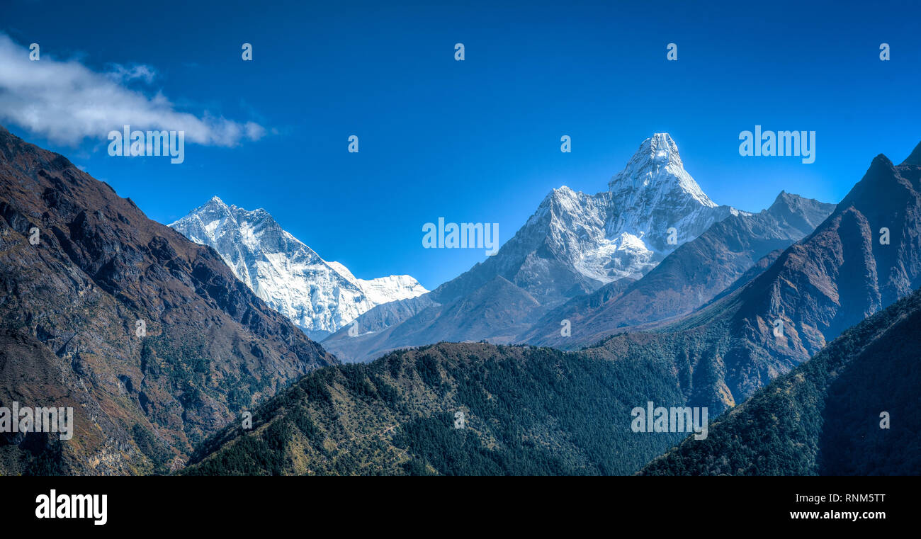 The iconic Ama Dablam in Nepal Stock Photo - Alamy