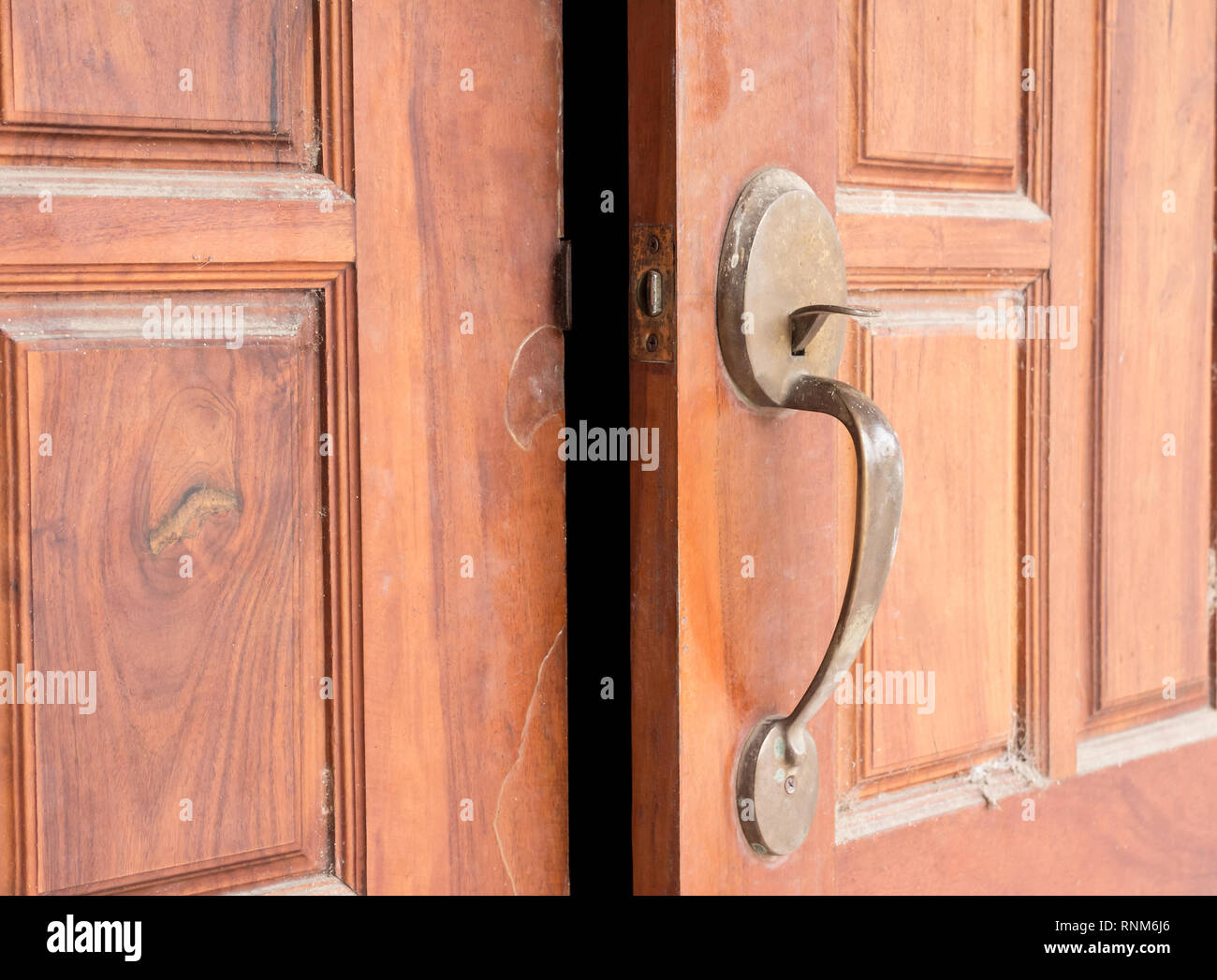 wood door open Stock Photo - Alamy