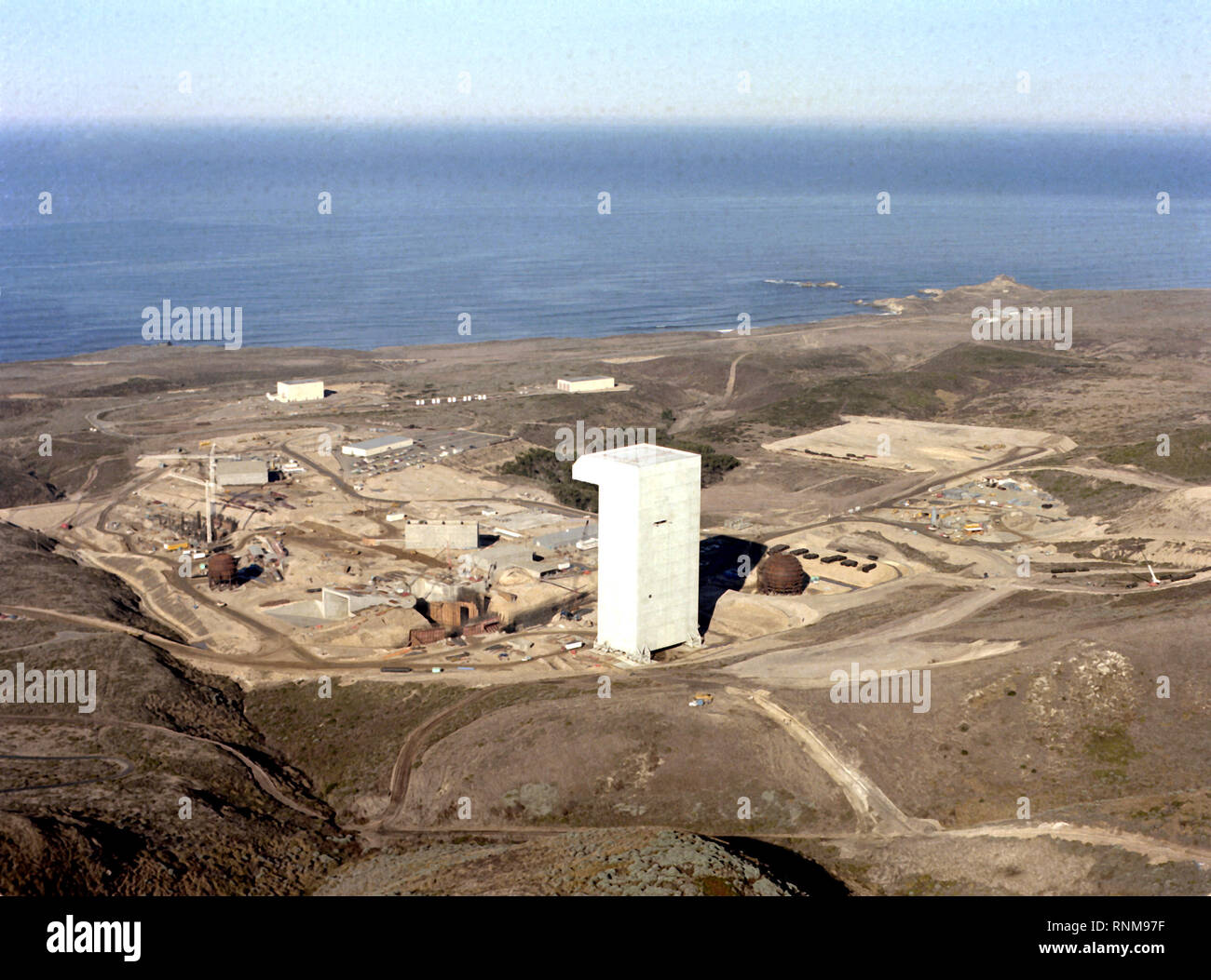 Aerial view space shuttle launch hi-res stock photography and images ...