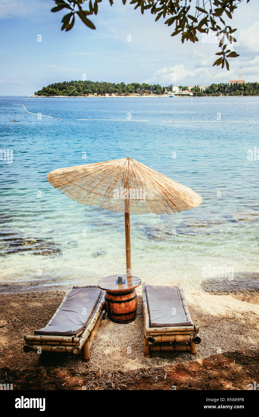 Lone bay beach croatia hi-res stock photography and images - Alamy
