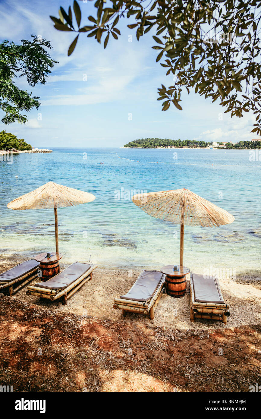 Lone bay beach croatia hi-res stock photography and images - Alamy