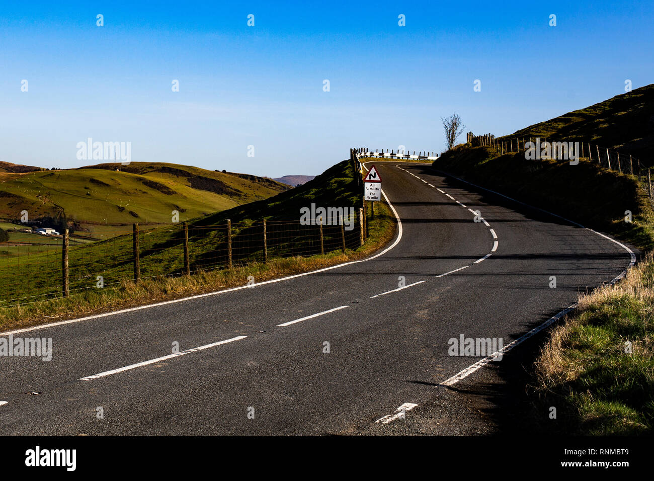 Gradient slope road sign hi-res stock photography and images - Alamy