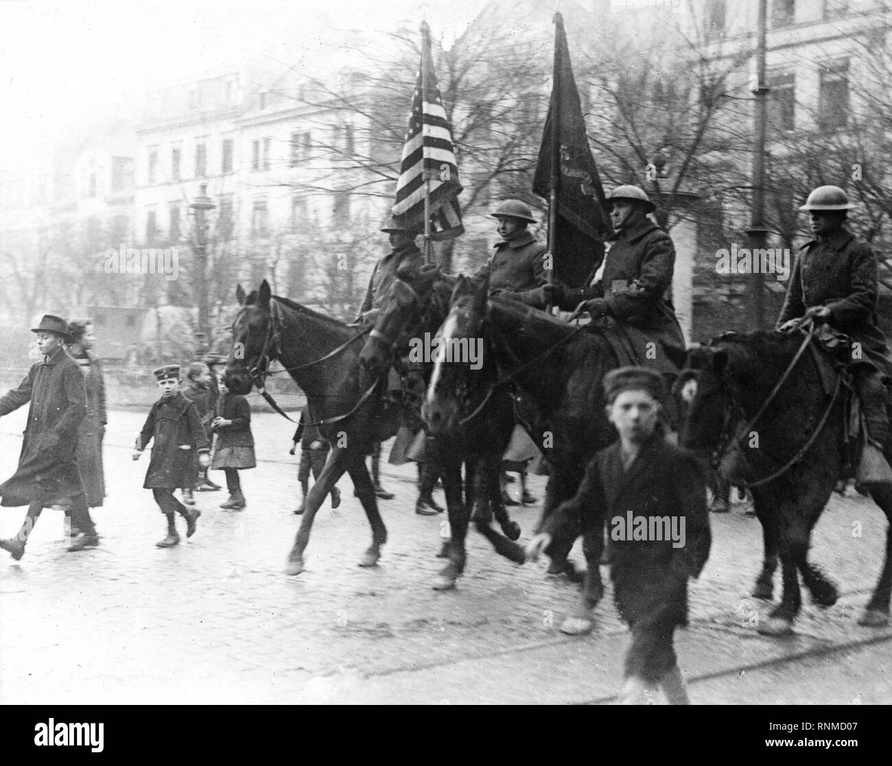 Early 1900s american flag hi-res stock photography and images - Alamy