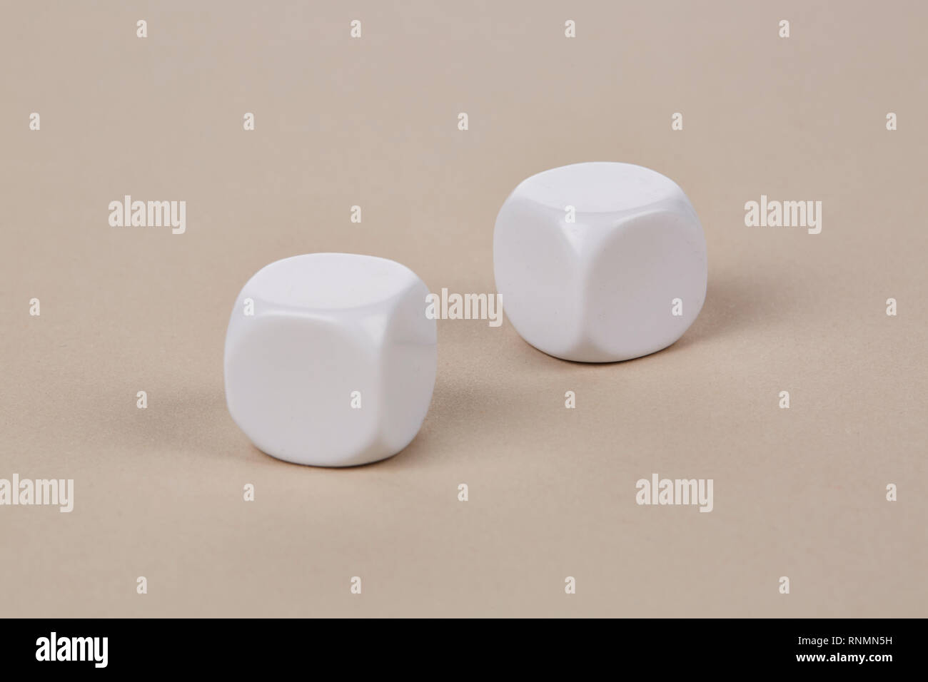 Blank dice hi-res stock photography and images - Alamy