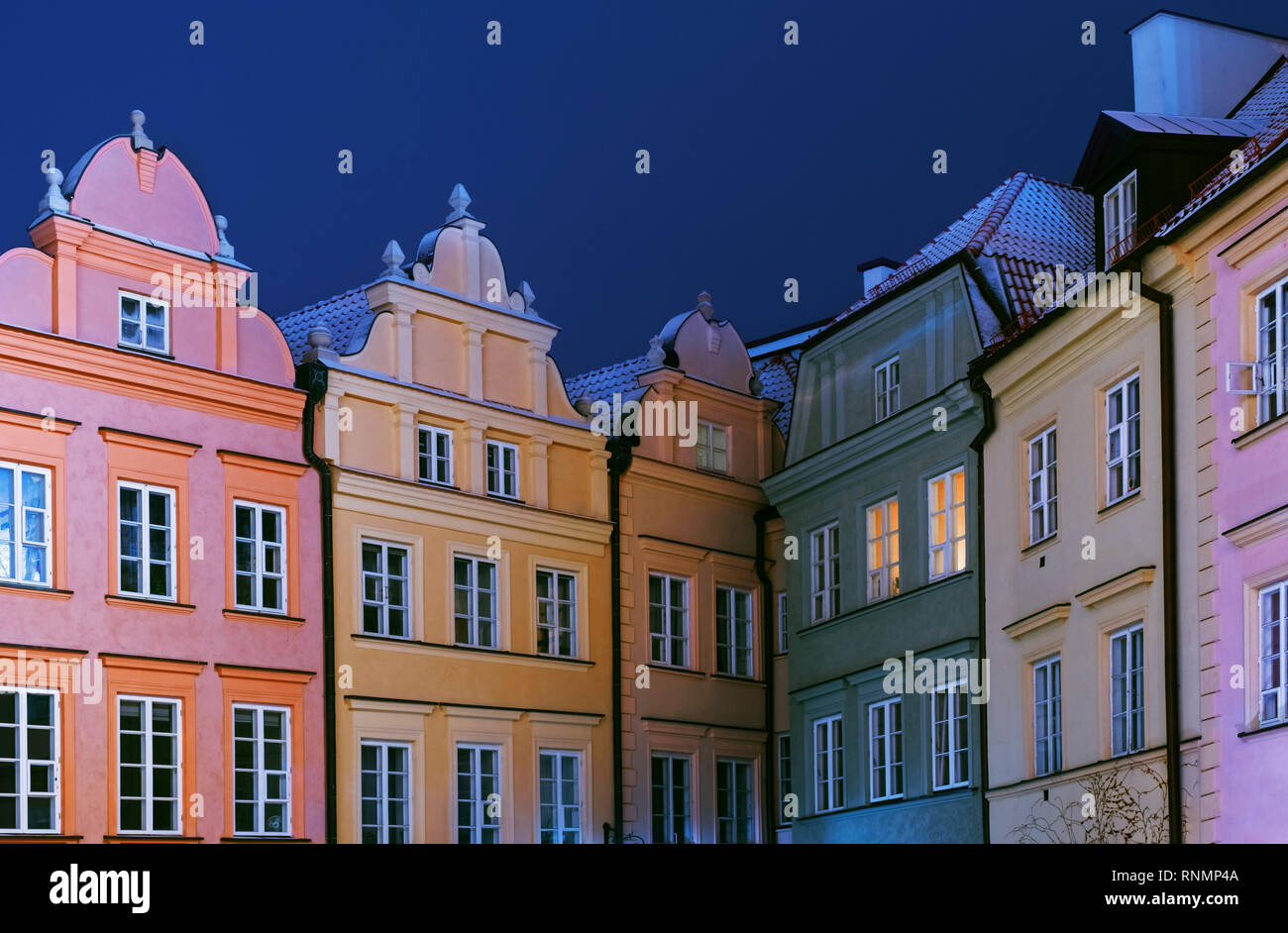 Tenements night hi-res stock photography and images - Alamy