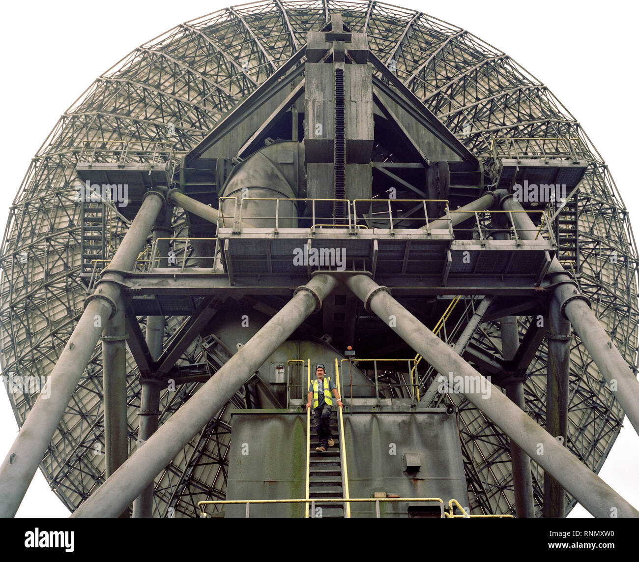 Largest satellite goonhilly earth station hi-res stock photography and ...
